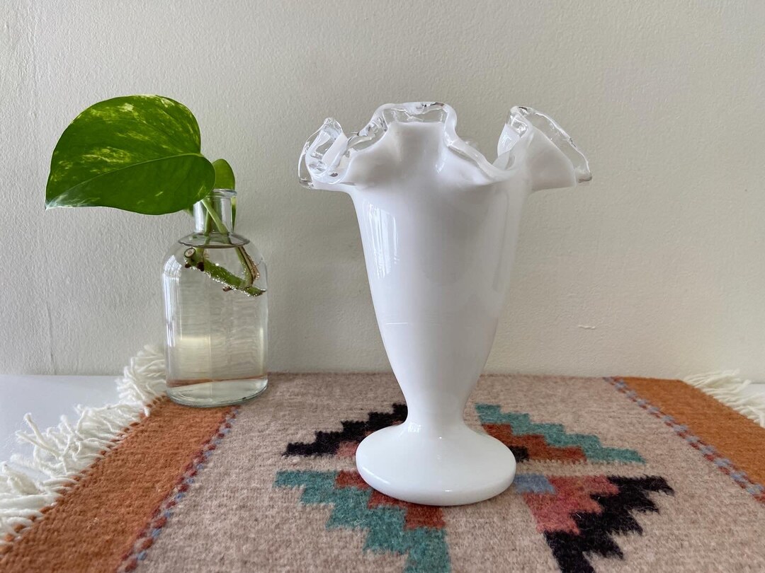 Vintage Fenton Silver Crest Ruffler Milk Glass Vase - Etsy