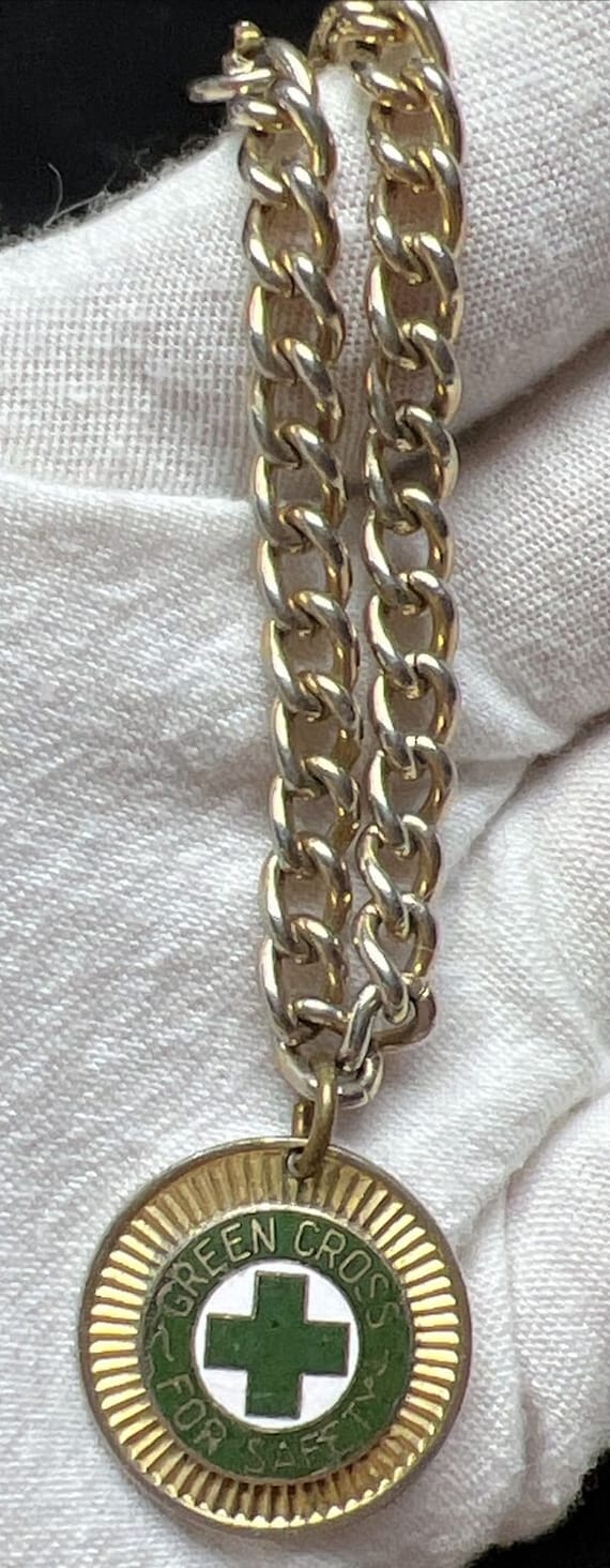 green cross for safety - Gem