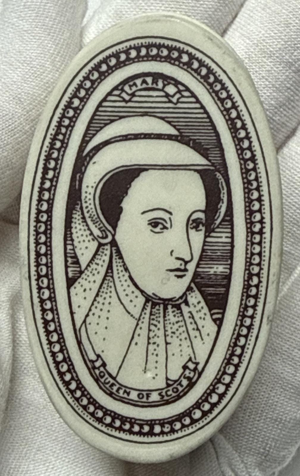 Horizon Porcelain Scotland Queen Mary Scots Trinket Lidded Jewelry Box ...
