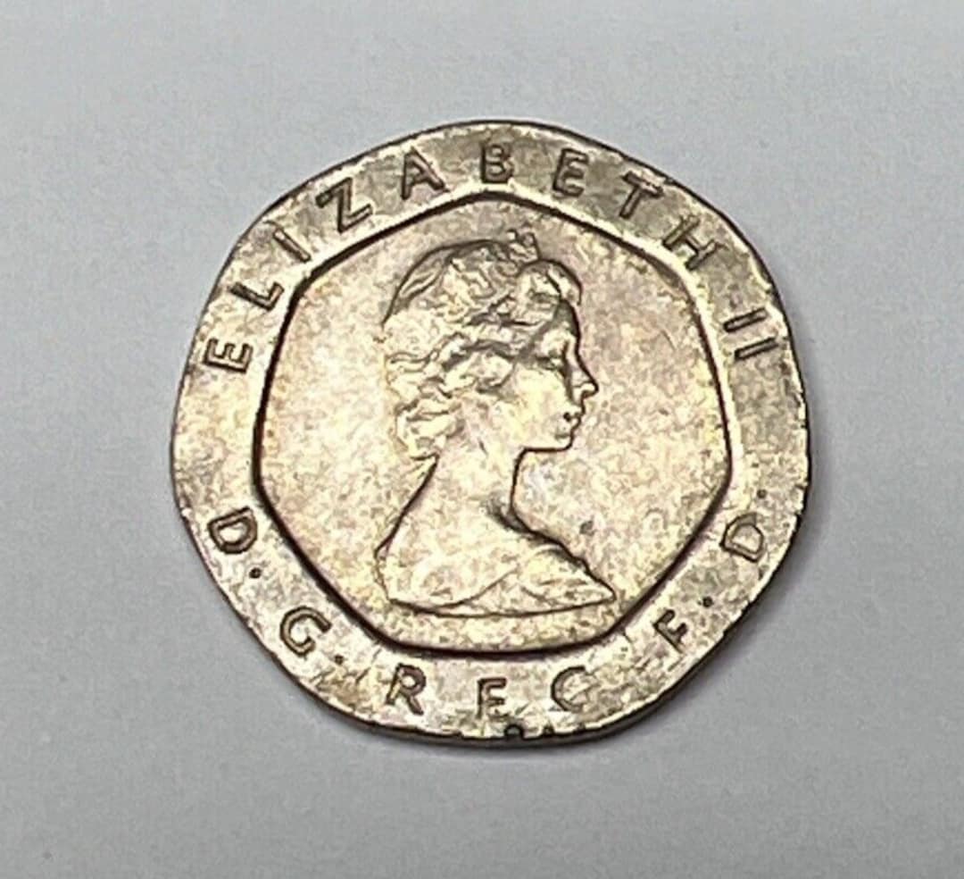 Vintage 1982 Twenty Pence Rare Coin Uk Queen Elizabeth II, D. G. Reg. F. D. - Etsy