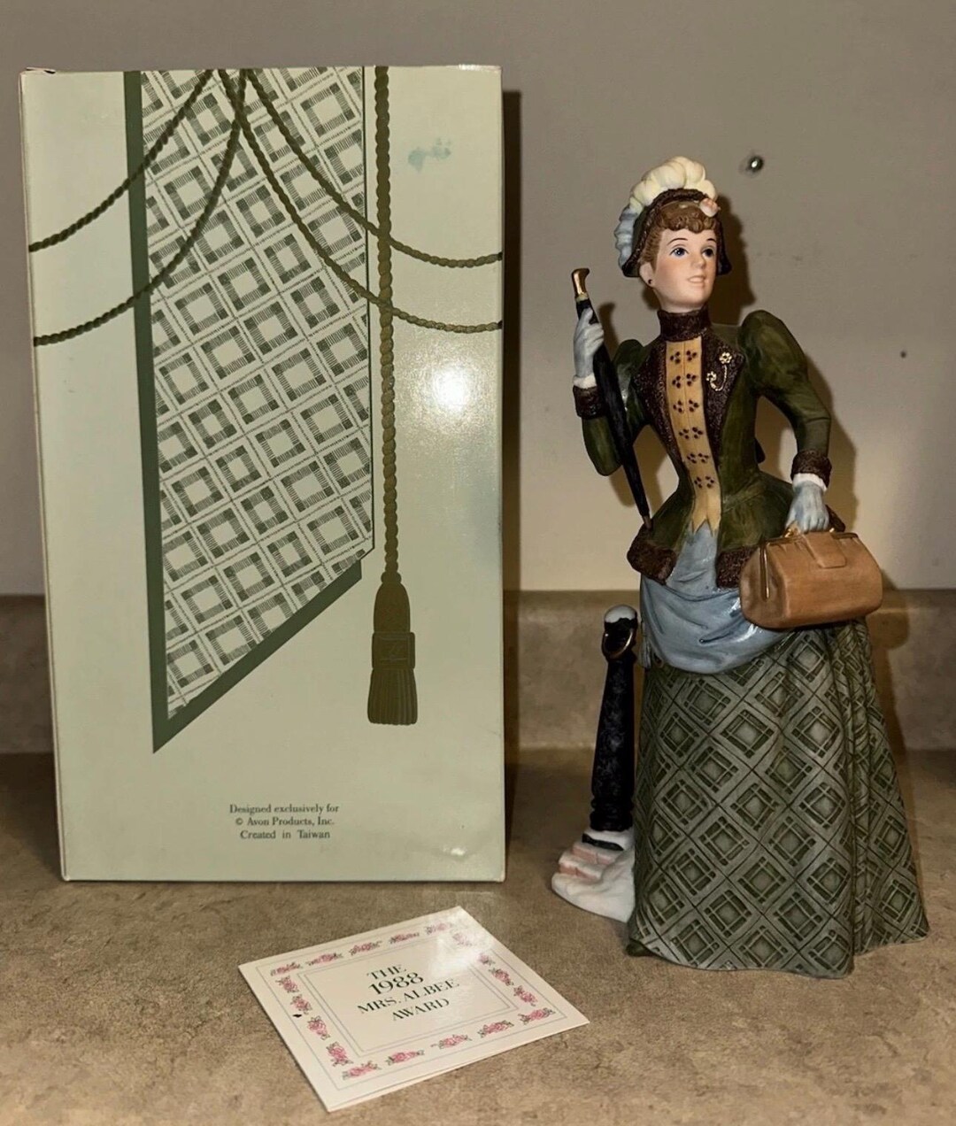 Vintage Avon Mrs. Albee Figurine: 1987 Avon Collectible With Box ...