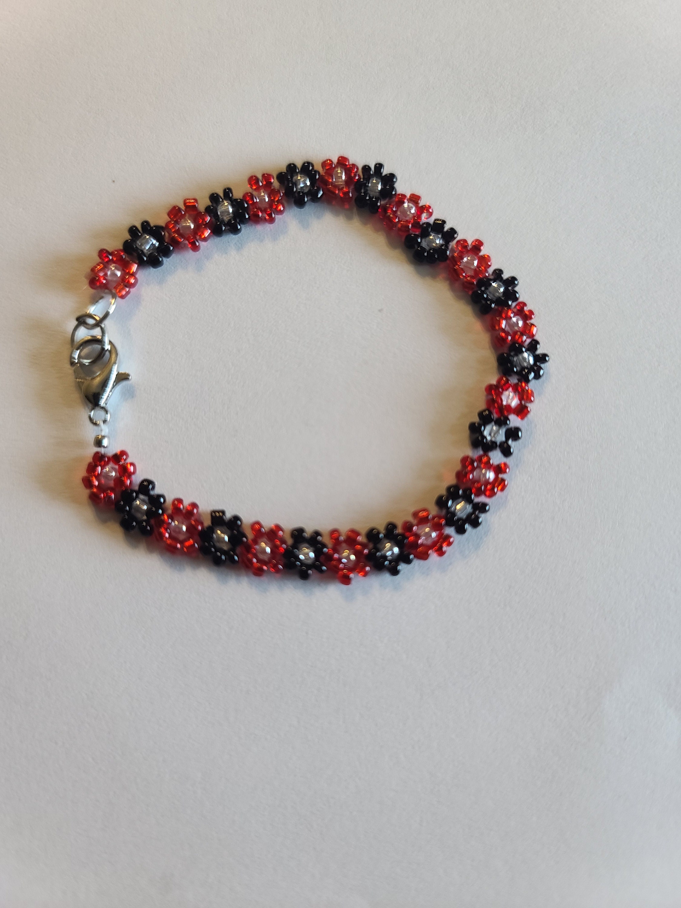 Super Cute and Stylish Light Weight and Easy to Wear Summer Beaded ...