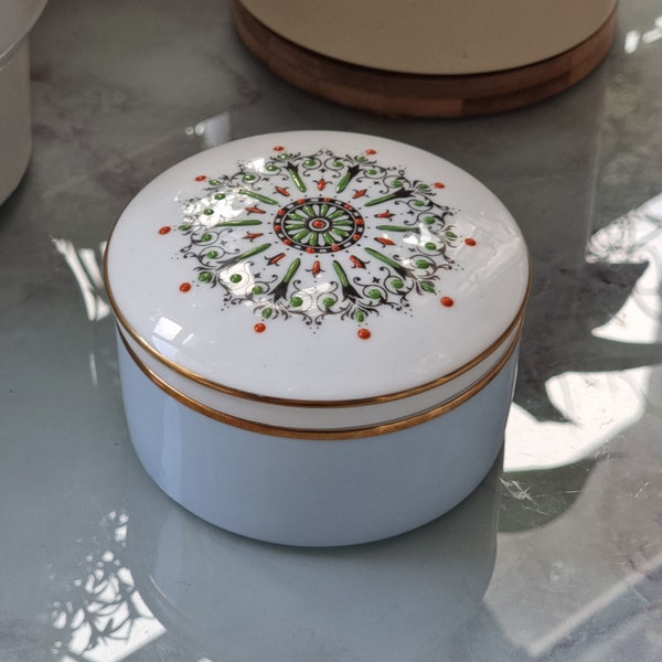 Royal Worcester Trinket Boxes - Etsy