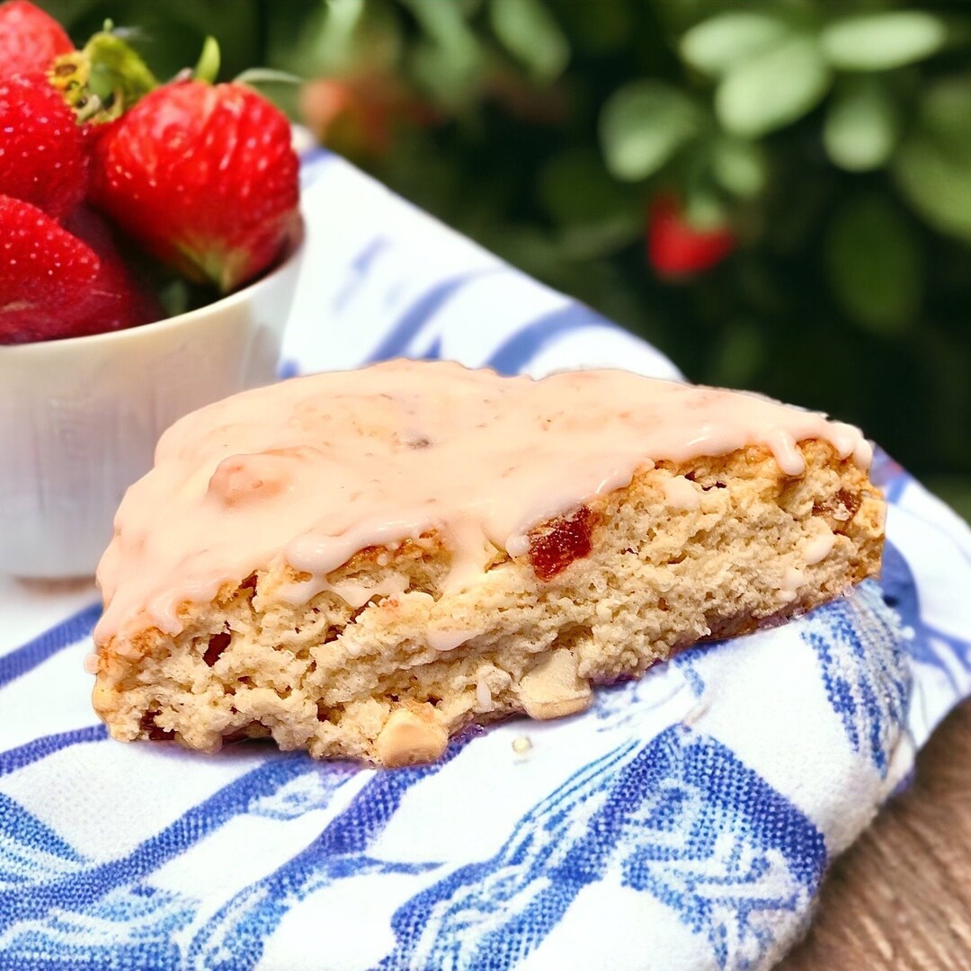 Strawberries and Cream Scones - Gift Box With 8 Large Glazed Strawberry ...