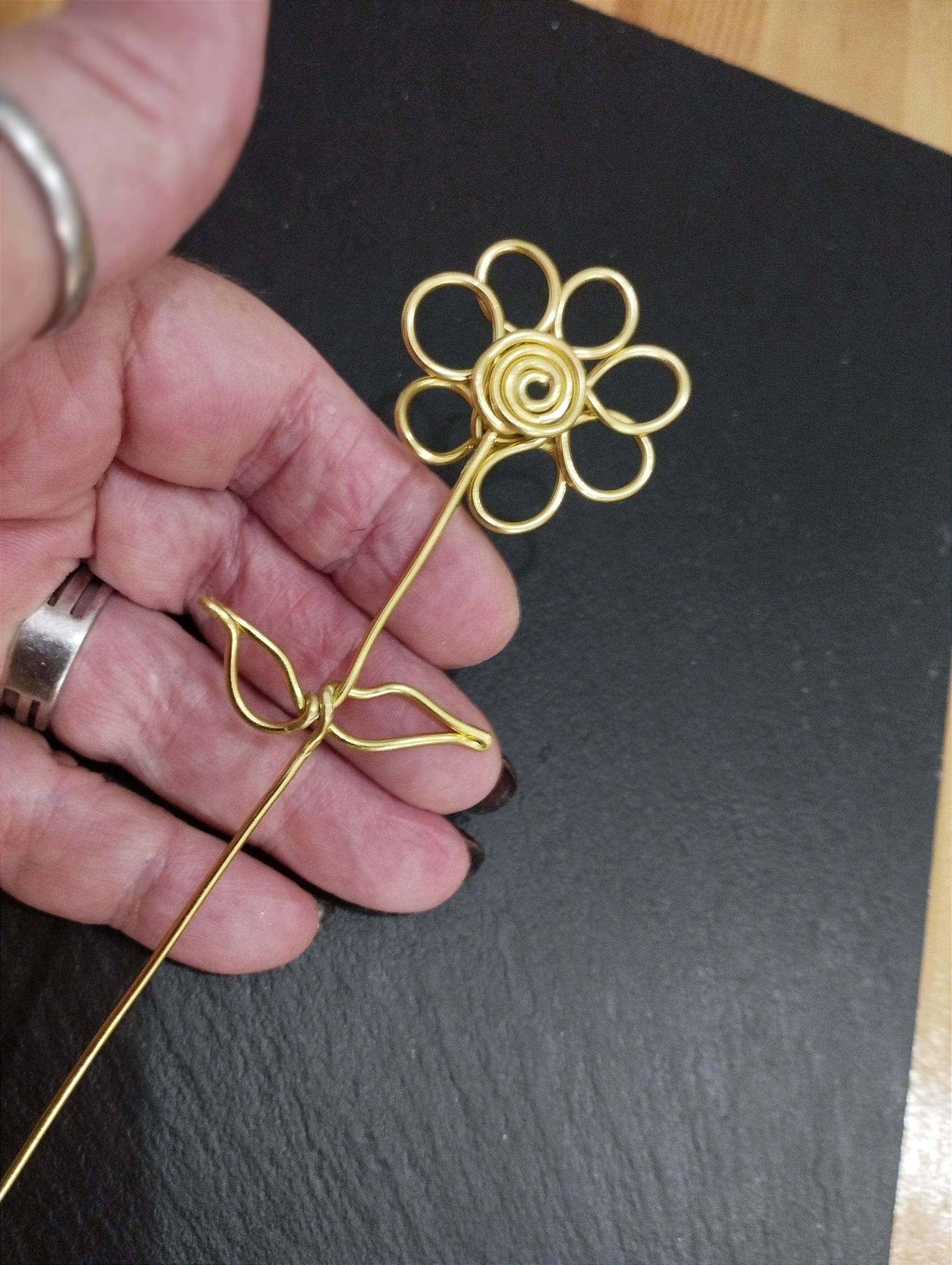 Anodized Aluminum Wire Daisy Bouquet - Everlasting Floral Sculpture - Etsy