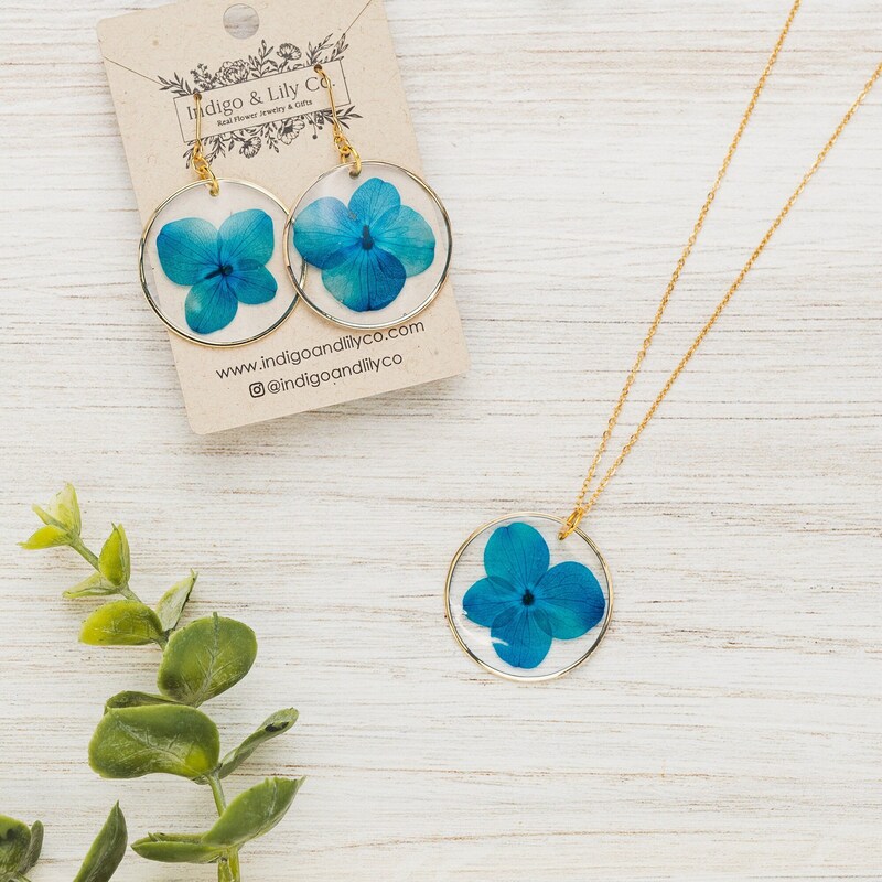 Hydrangea Necklace - Etsy