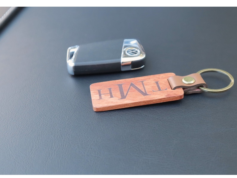 QR Code Engraved Promotional Keychain, Custom Engraved Keyring ...