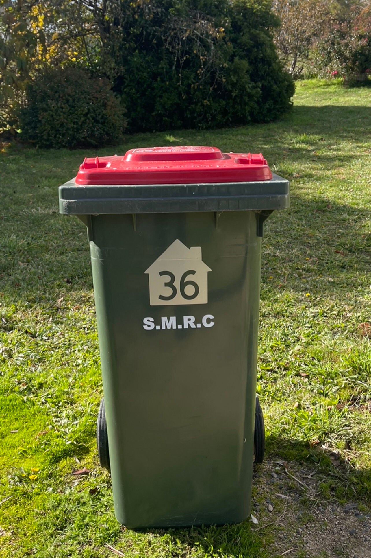 Wheelie Bin House Number - Garbage Bin House Number - Rubbish Bin House ...