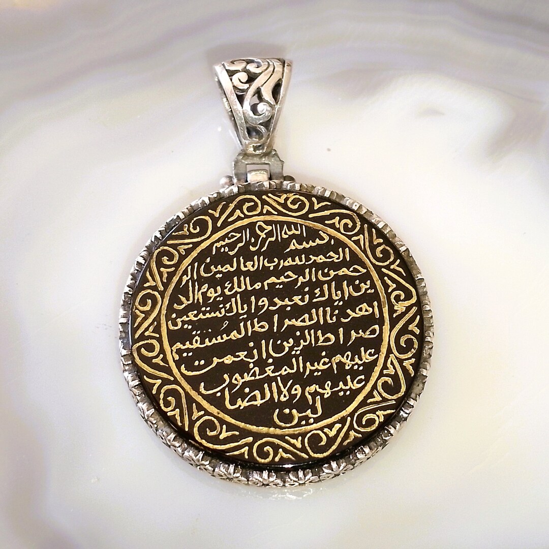 Hand Engraving Onyx Fatiha Surah Pendant - Etsy