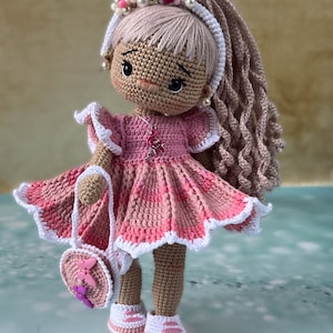 SET GEHAAKTE PATRONEN - Amigurumi-basispop Kylie en Rosetta outfit ...