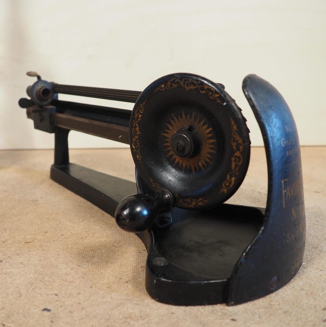 Jupiter 0(!) GUHL & HARBECK Prencil Sharpener (1920) Rare Cast Iron ...