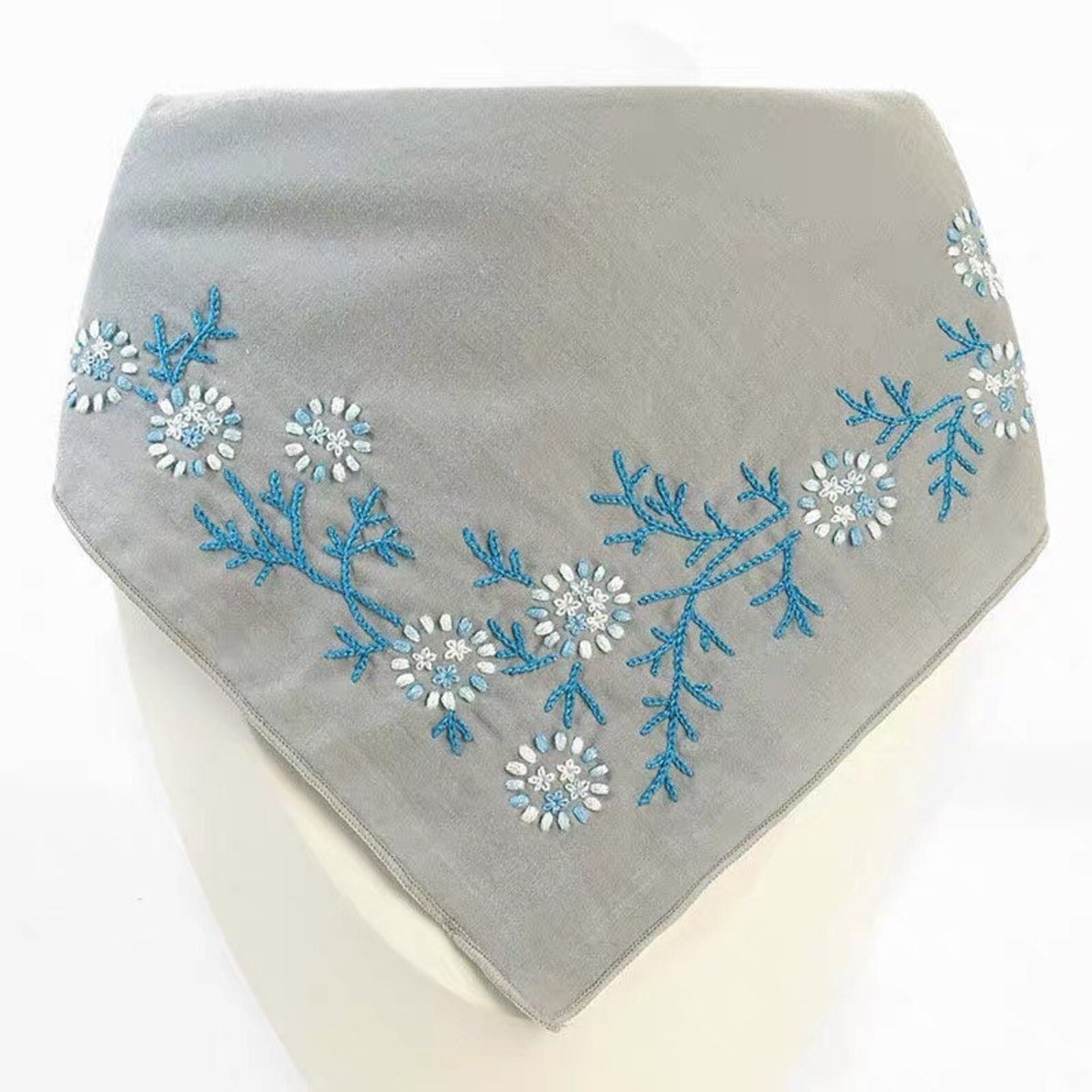 Handkerchief Embroidery Kit for Beginner Floral Embroidery Pattern 50cm ...