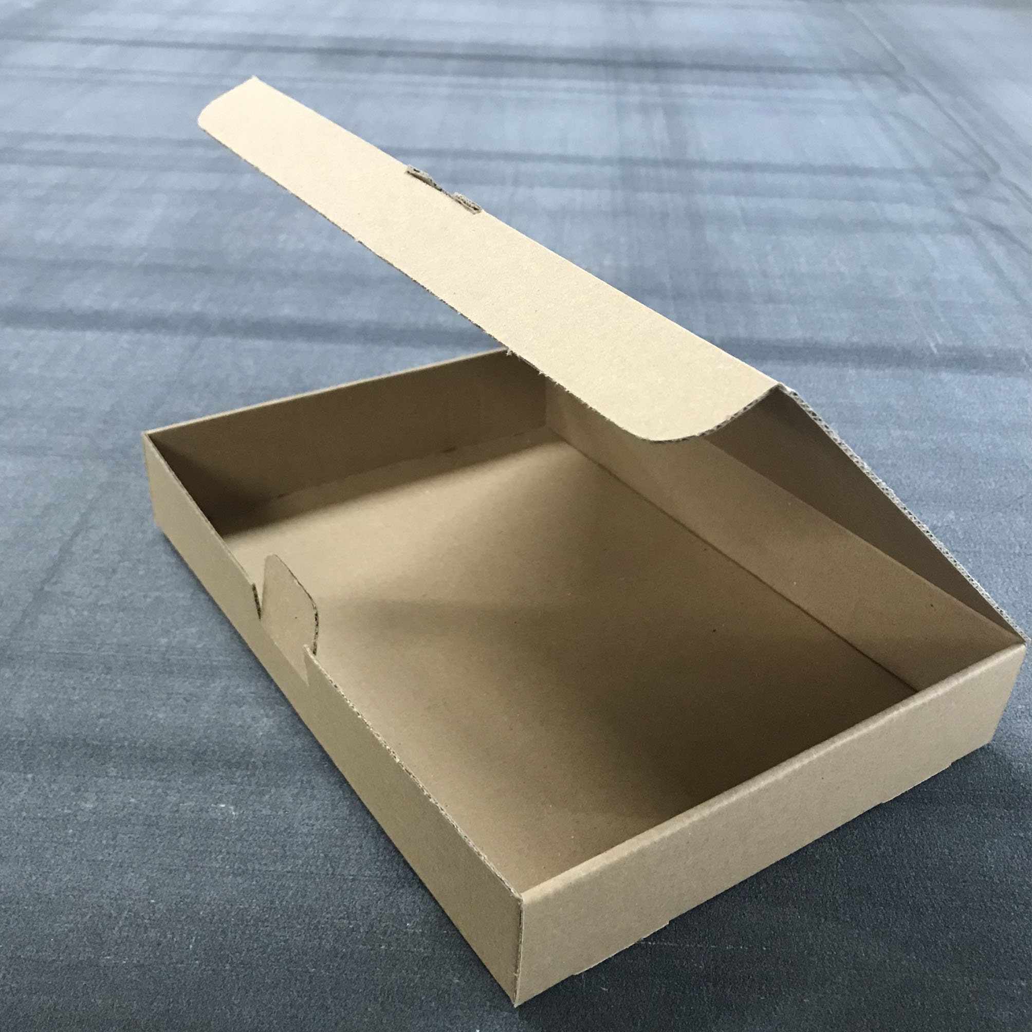 Shipping&e-commerce Box Whit Lid Lock,template SVG, Cut File Box SVG ...