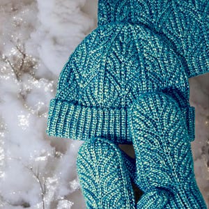 CROCHET PATTERN and Video, Majestic Neck Warmer, Knit-look Slip Stitch ...