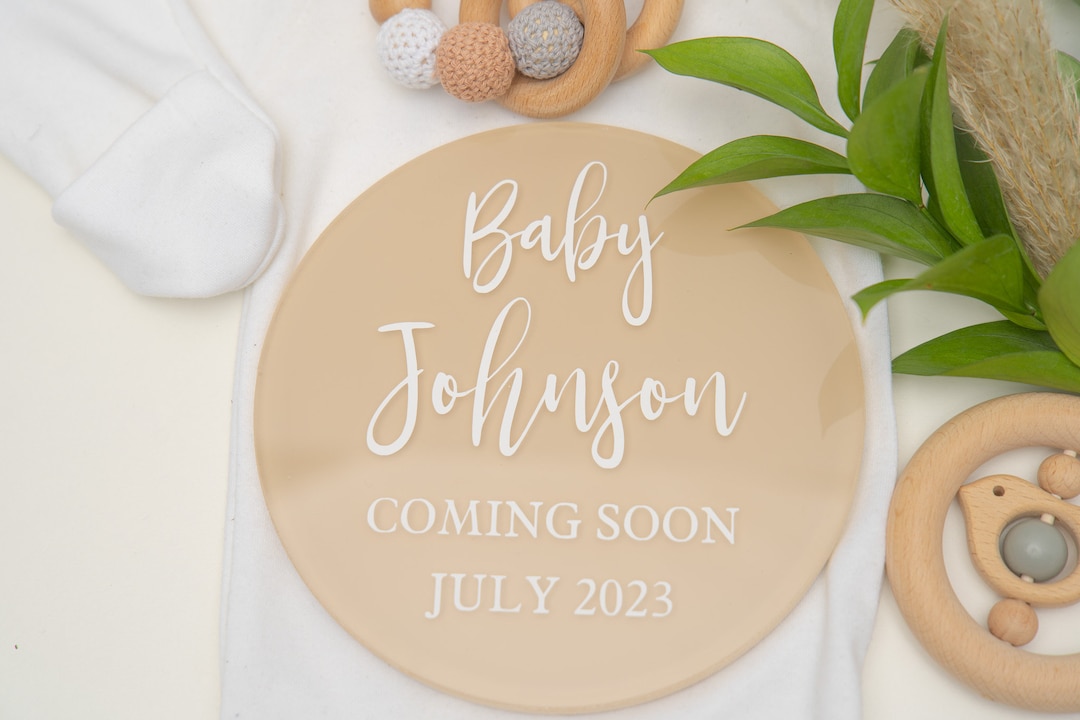 Pregnancy Announcement Sign | Baby Coming Soon Announcement ...