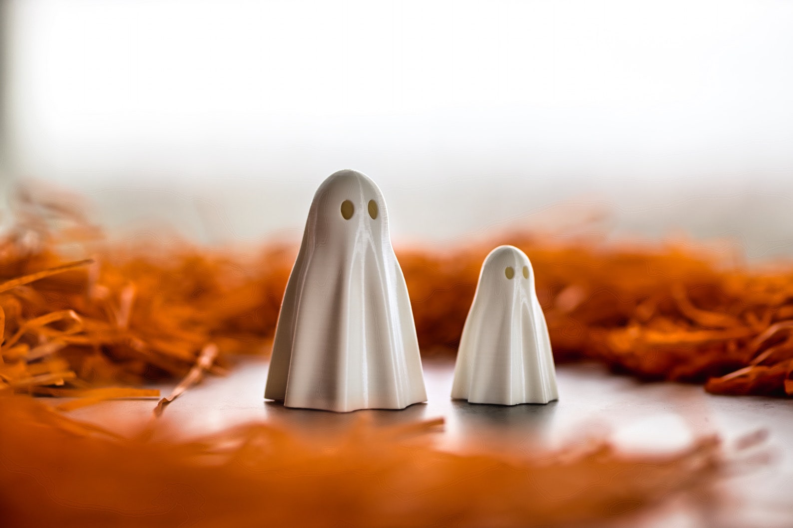 3D Printed Ghost Figure With Retractable Legs Unique Stand-up ...