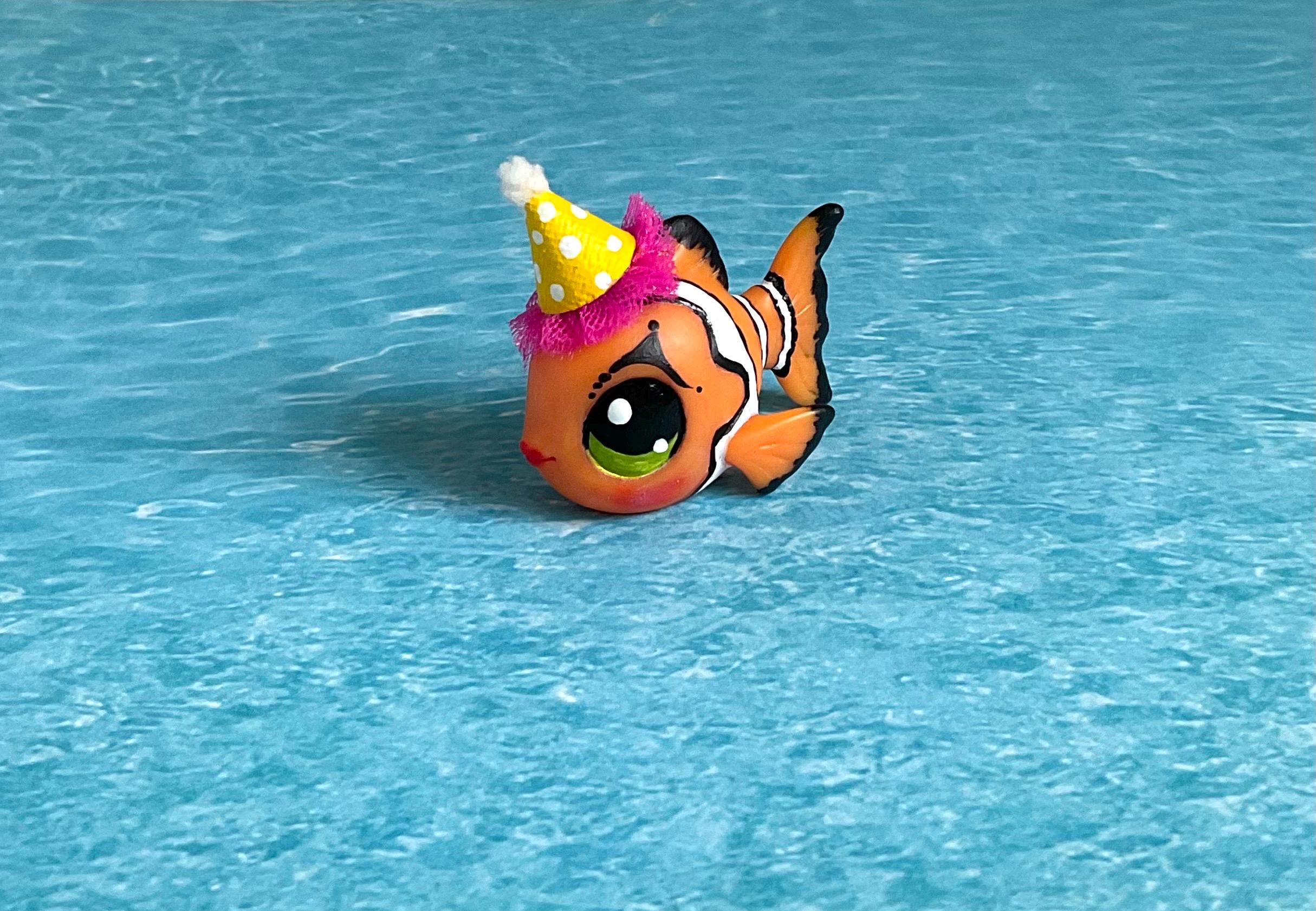 Littlest Pet Shop Custom Clown Fish,hand Painted LPS Fish,repainted LPS ...
