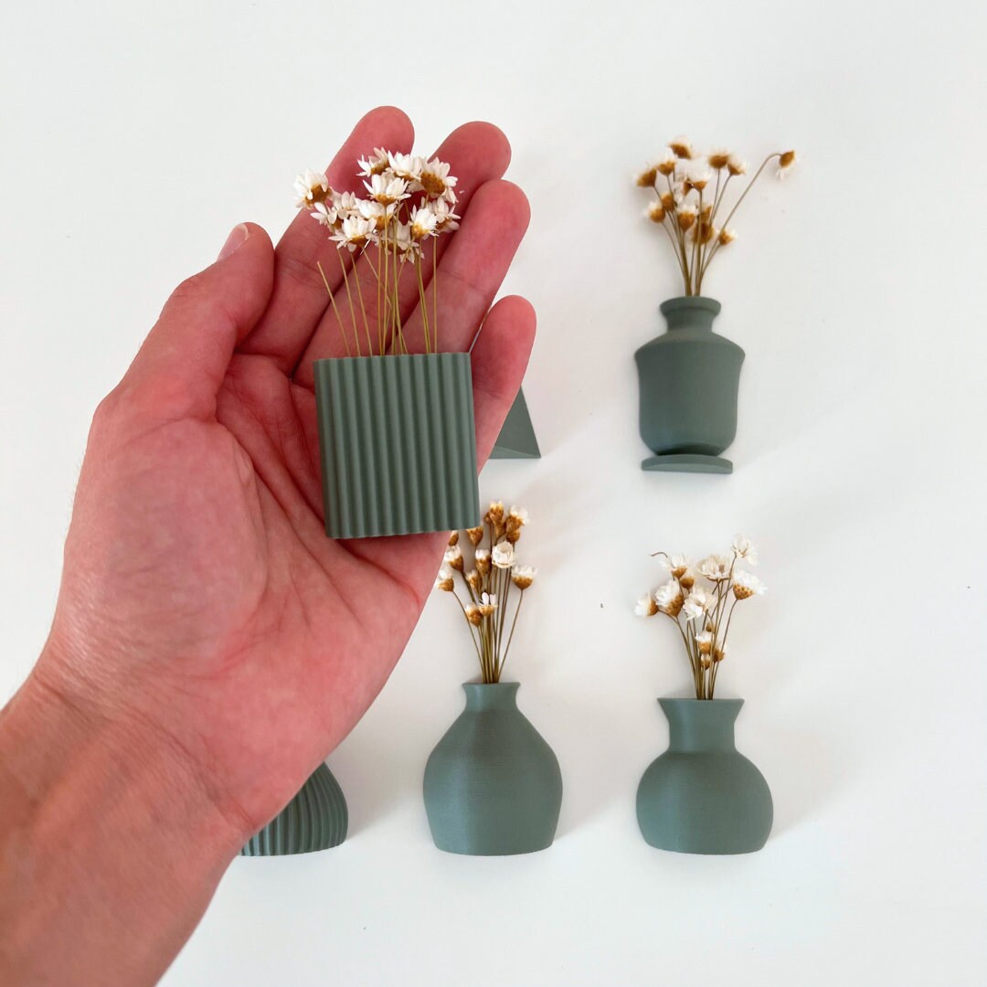 Set of 6 Mini Flower Vases - Guest Gift - Office Decor - Fridge Magnet ...