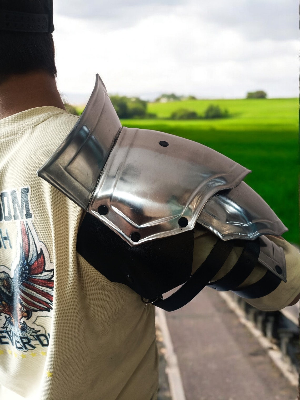 Steel Shoulder Pauldron Armor Cosplay Larp Christmas Gifts - Etsy UK