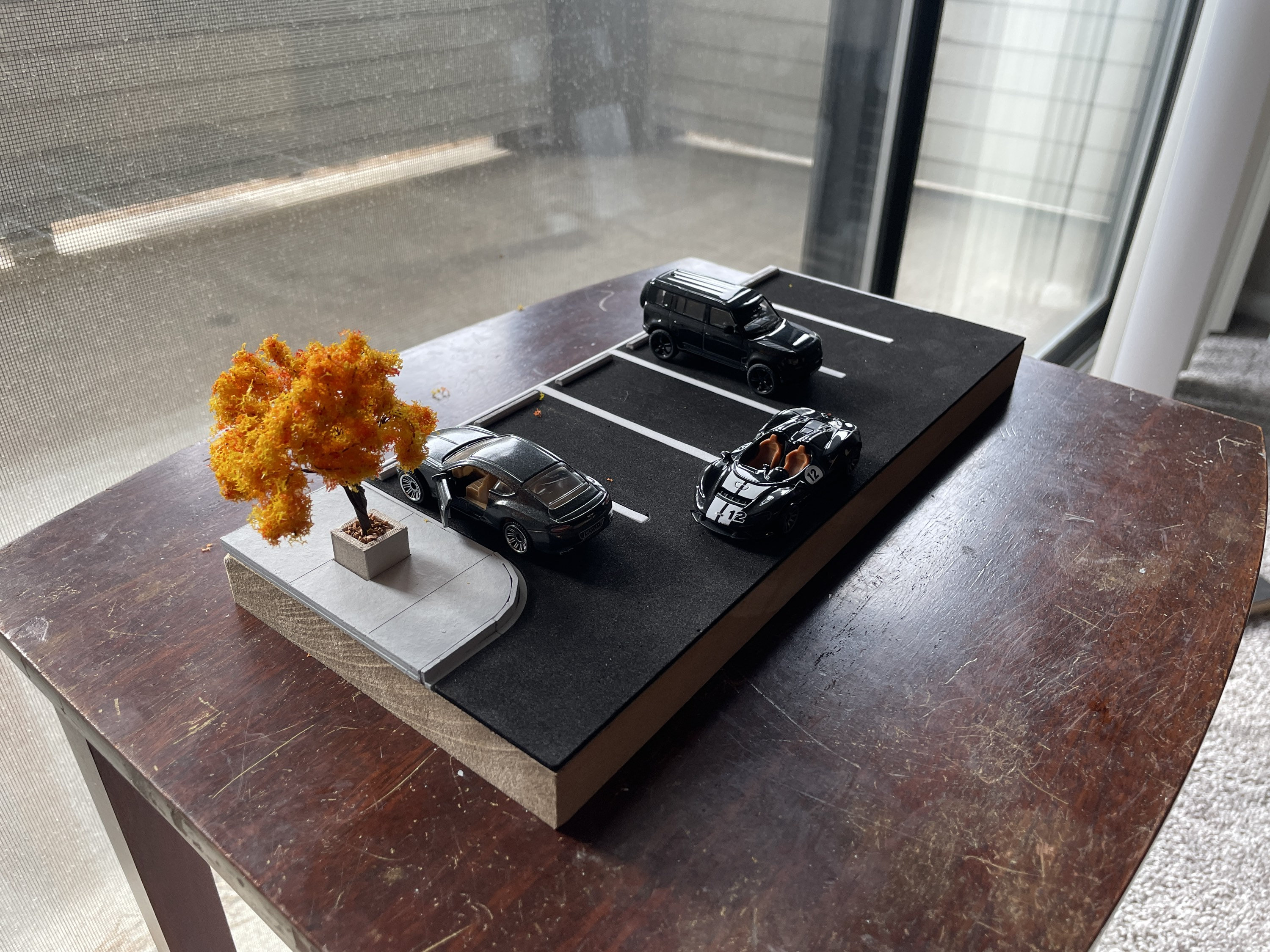 1/64 Parking Lot Desk Diorama - Etsy