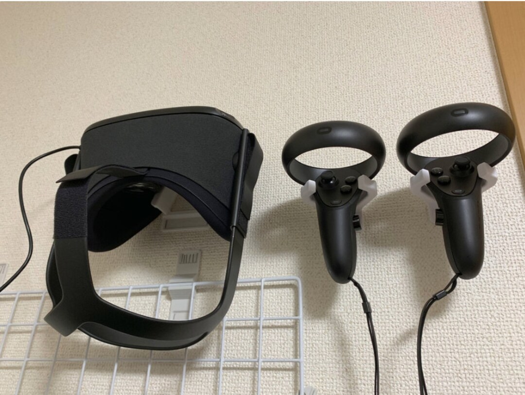 OCULUS QUEST 2 Wall Mount - Etsy UK