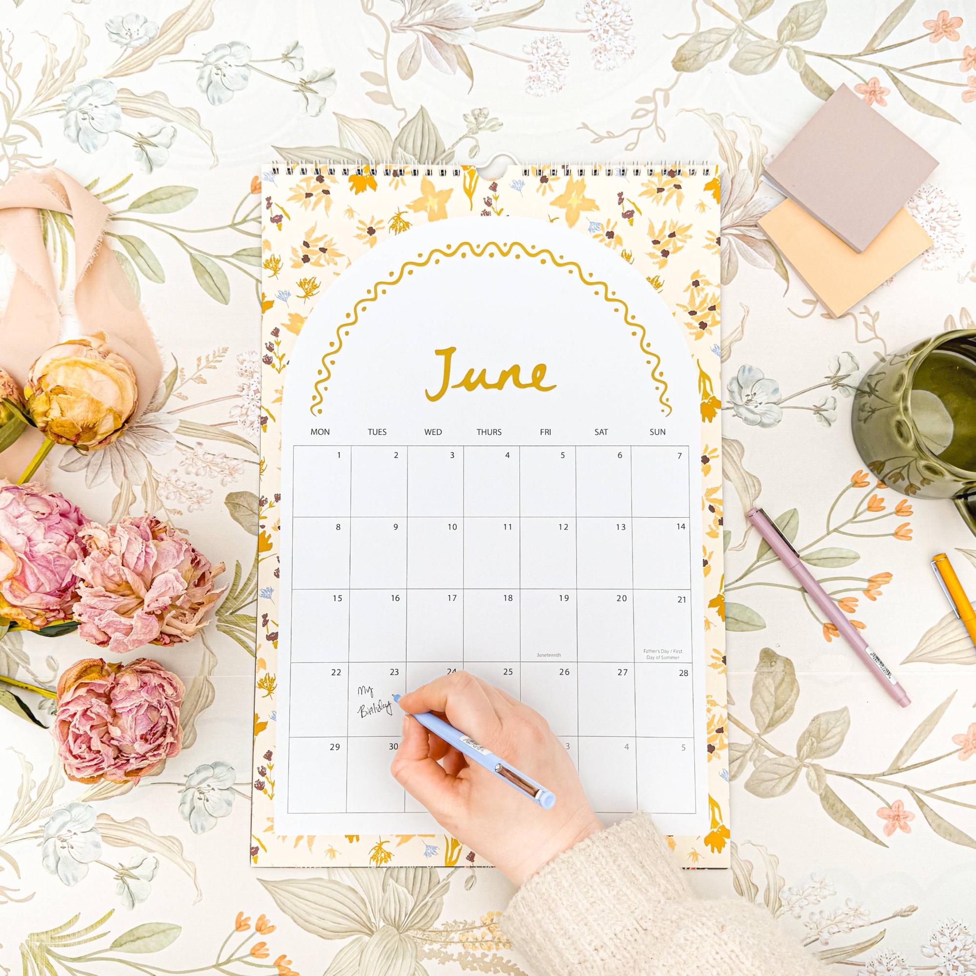 2026 Cozy Cottage Kitchen Calendar Floral Patterns Vintage Style ...