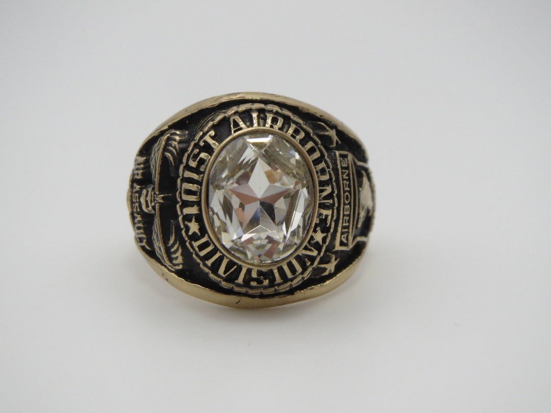 01, RING , Army , 101st Ring , Airborne Division , Us Paratroopers , US ...