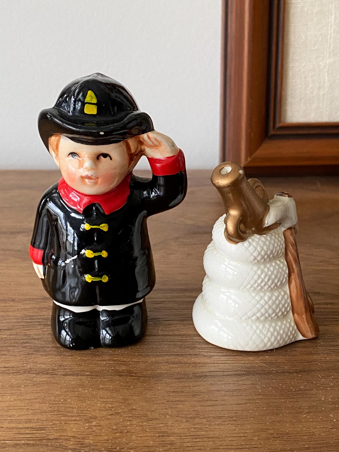 Vintage Firefighter and Fire Hydrant Salt & Pepper Shakers – Giftcraft ...
