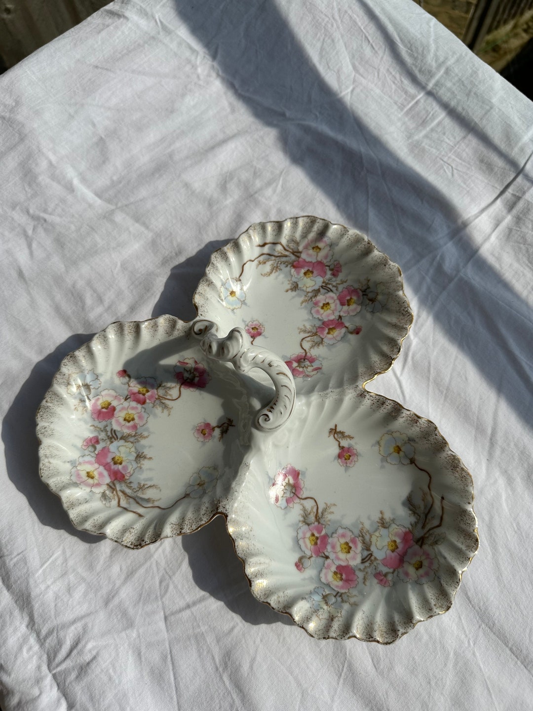 Beautiful Vintage Floral Serving Platter, Flower Shaped Tray, Ceramic ...