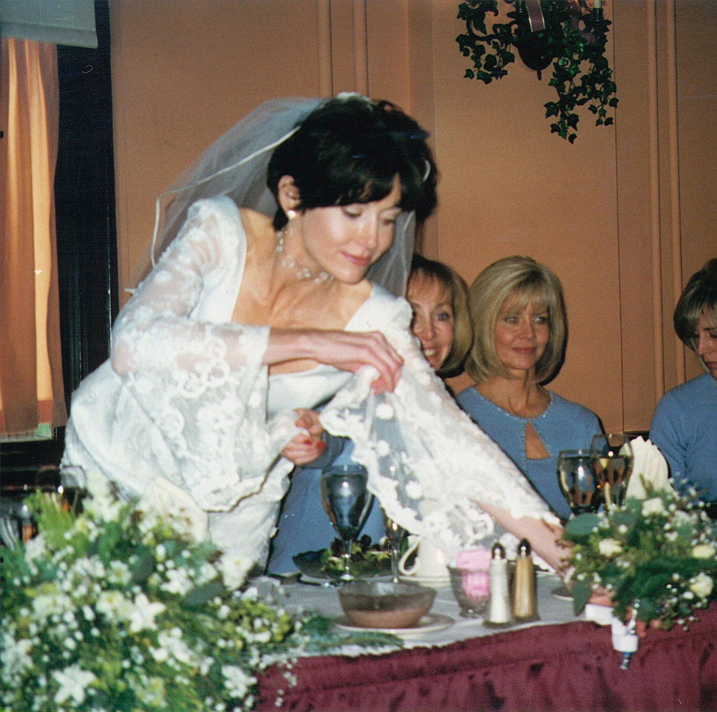 BOUQUET HOLDER Flower Display, Wedding Reception Table Decoration Bride ...