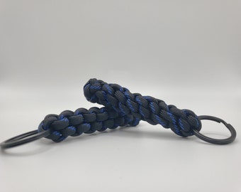 Box Knot Paracord Keychain - Etsy