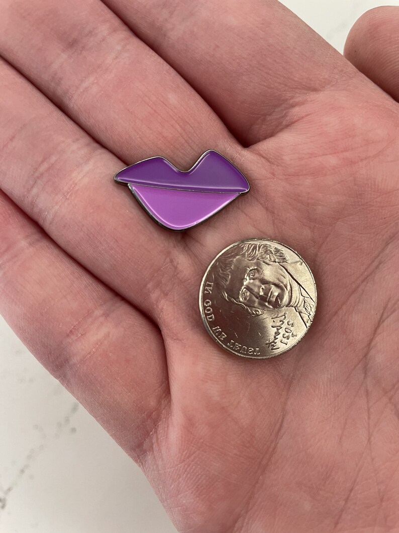 Kiss Lips Soft Enamel Pin - Etsy