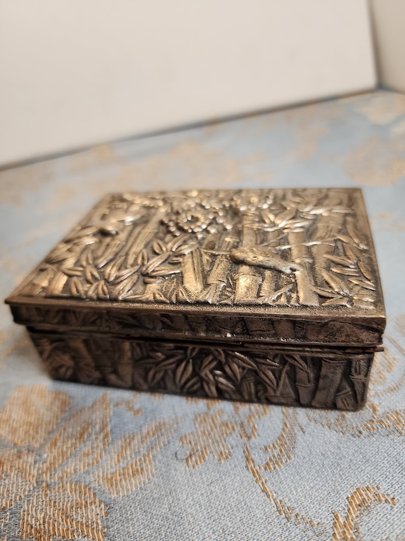 Vintage Metal Trinket Box - Etsy