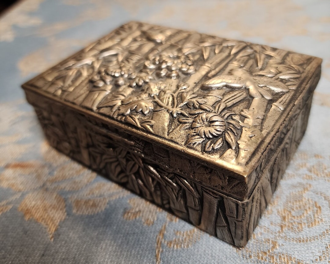 Vintage Metal Trinket Box - Etsy