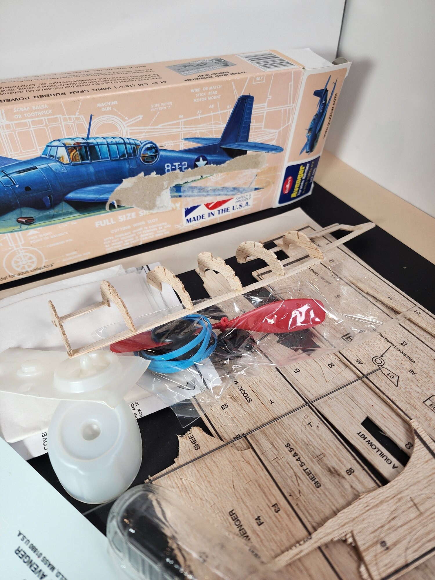 Vintage Avenger Plastic Model - Etsy