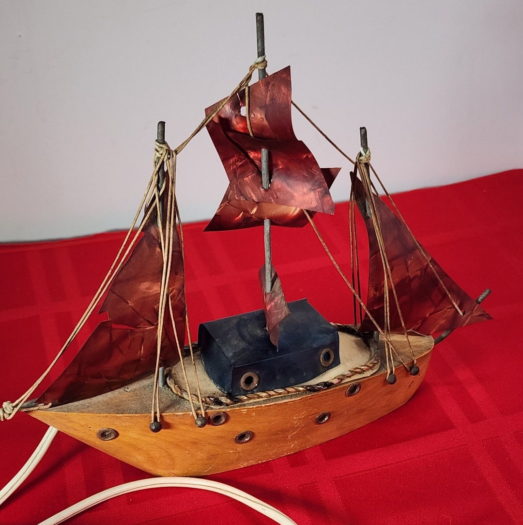 Vintage Italian Boat the Lights Up. - Etsy