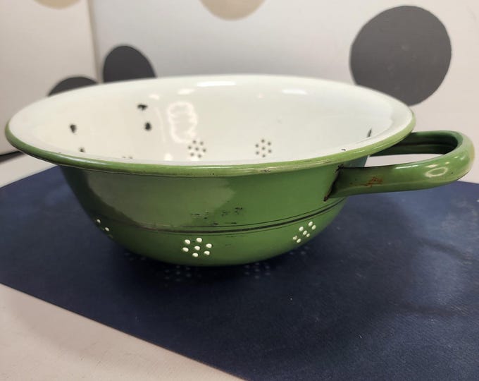 Vintage Green and Cream Enamel Strainer Colander With Pedestal - Etsy