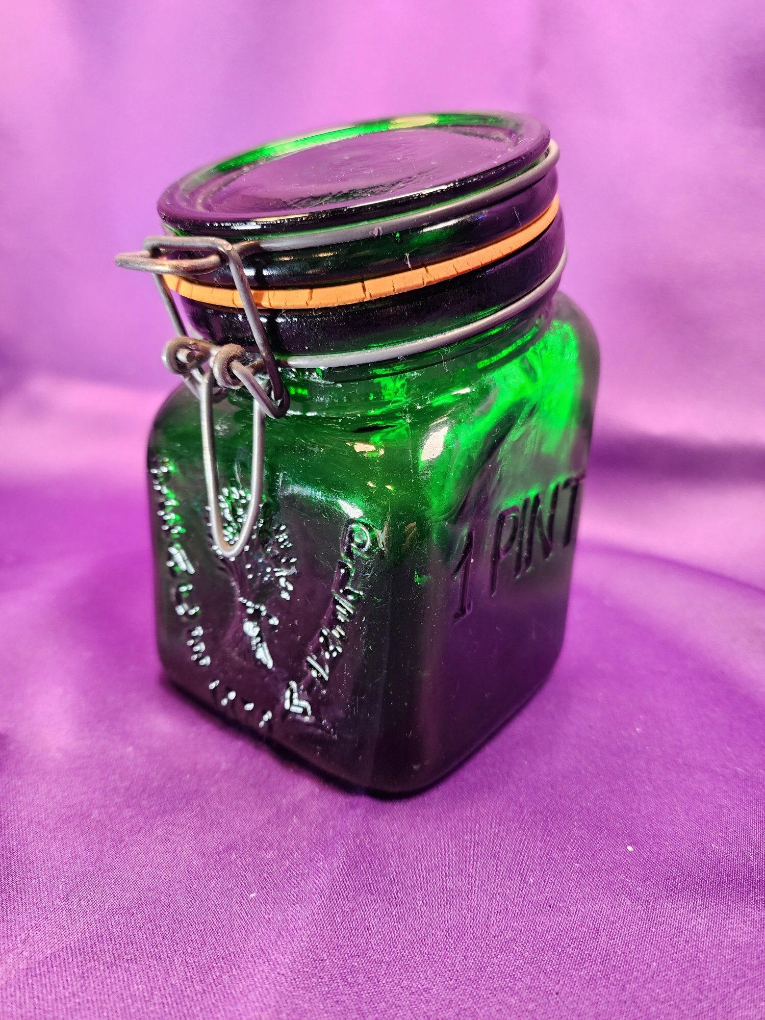 Vintage Granny's Products 1 Pint Angled Green Jar - Etsy