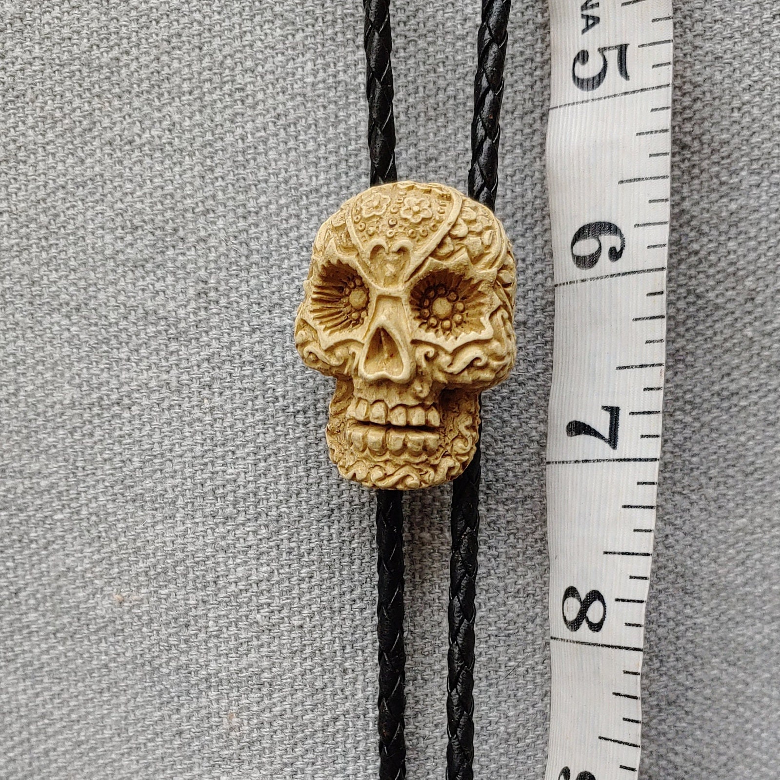 Sugar Skull Bolero Tie- Leather Bolo Tie With Detailed Resin Skull and ...