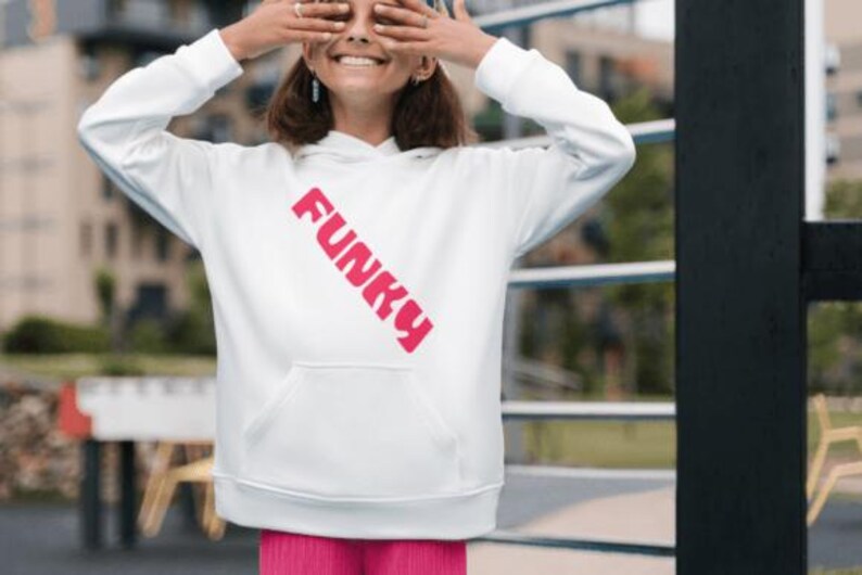 Nostalgic Font, Flowy Font, Modern Serif Font, Retro 70s Font, Fonts ...