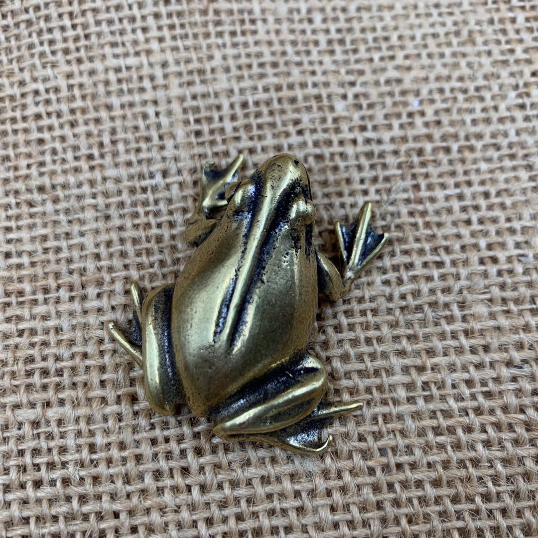Vintage Copper Toad Frog Statue, Carved Fengshui Animal Cute Frog ...