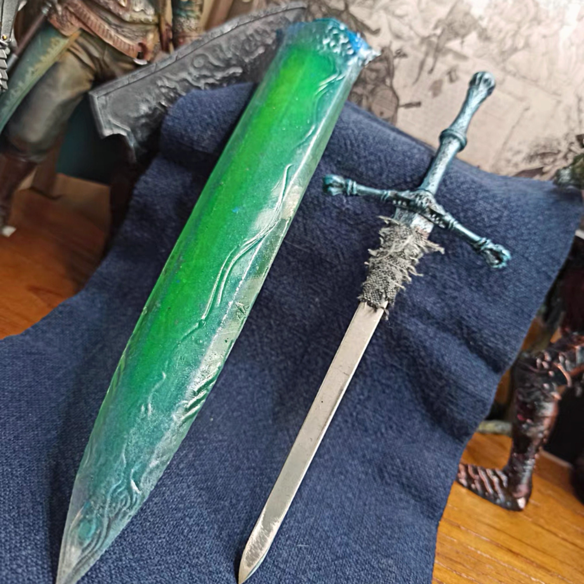 Bloodborne Inspired Holy Moonlight Greatsword 1/6 Size - Etsy