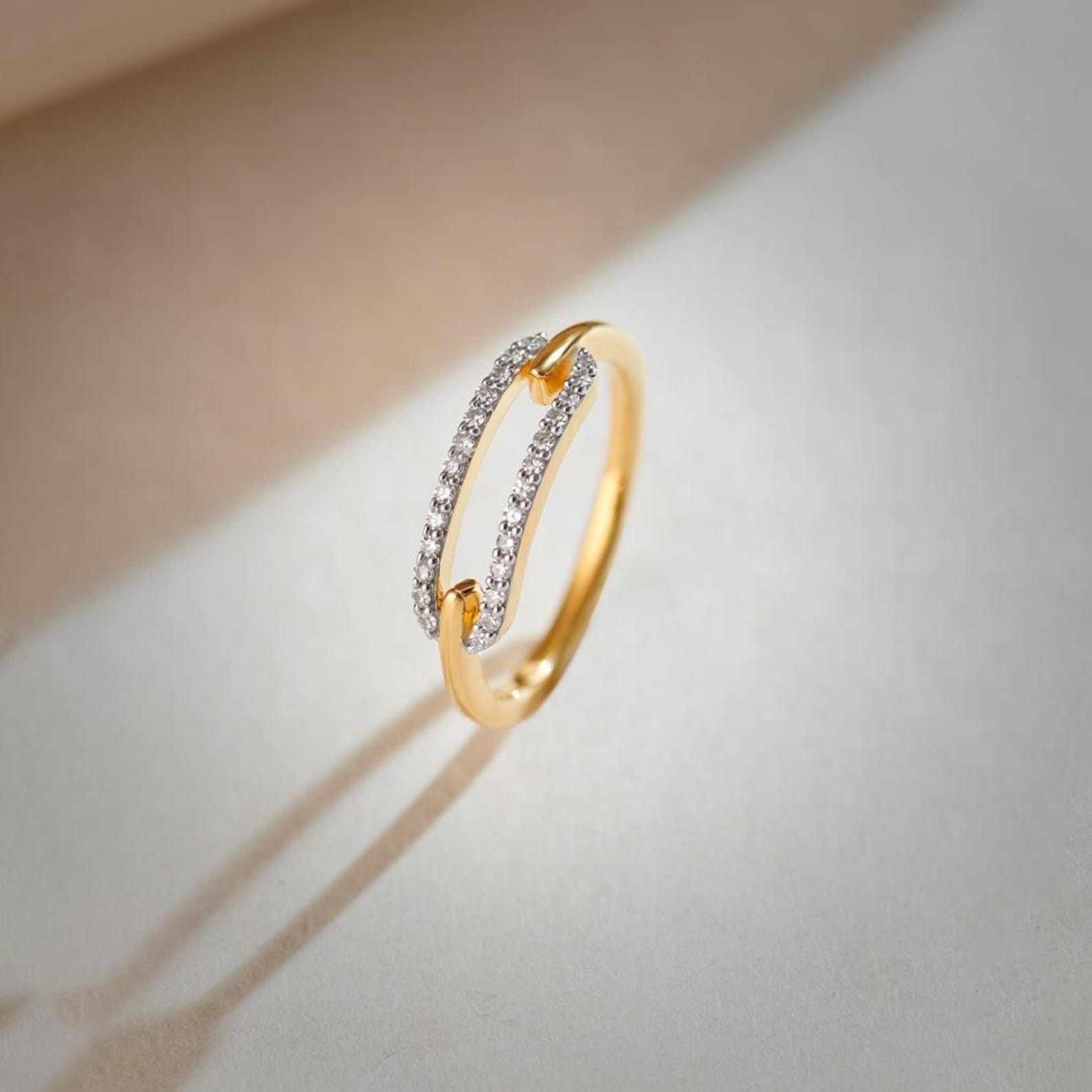 Diamond Paperclip Ring in 14K Yellow Gold - Etsy