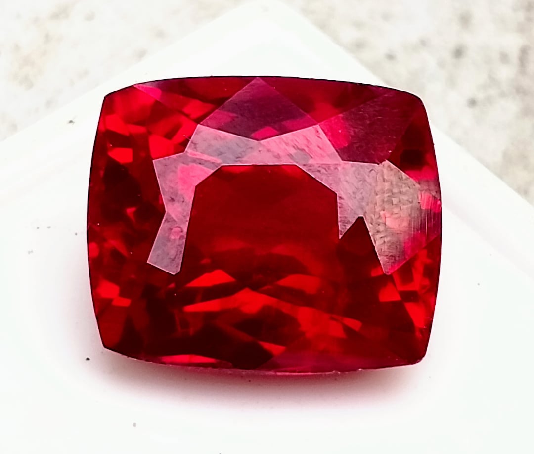 9 Carat Certified Natural Ruby Brighter Pure, Vibrant Burma Pigeon ...