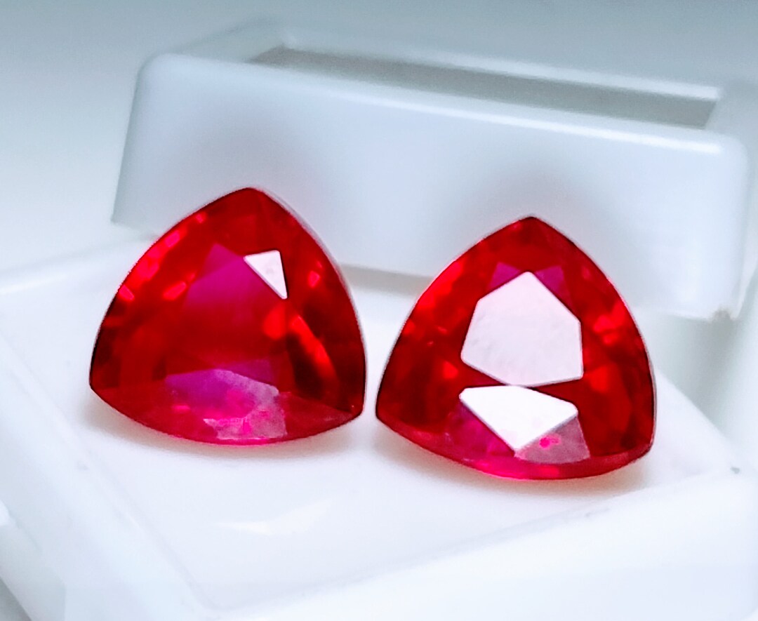 Deep Red July Birthstone 18 Ct Natural Ruby Trillion Cut Burma Pigeon ...