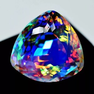 Certified Magical Quarts 30 Carat AA+ Rainbow Mystic Topaz Trillion ...