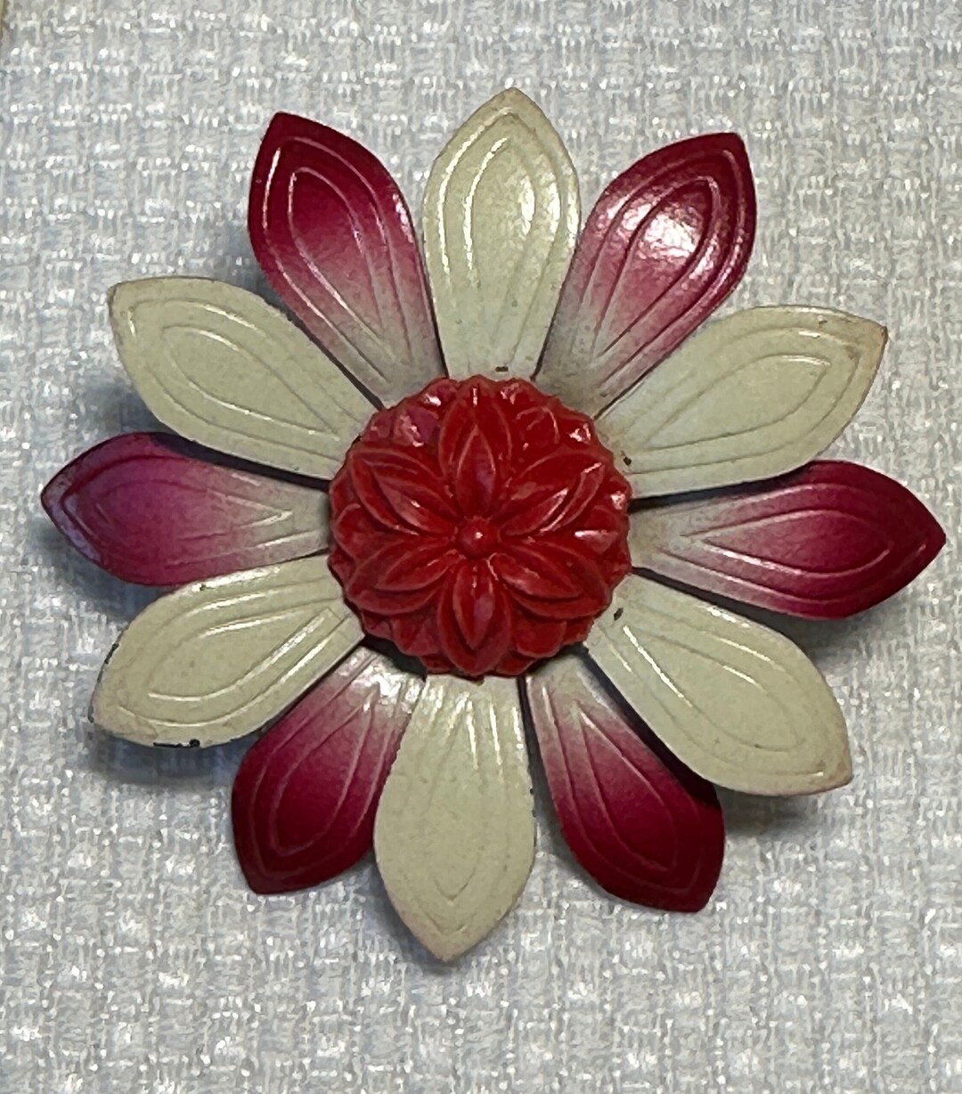 Vintage Red Metal Flower Push Pin Tie Backs - Etsy