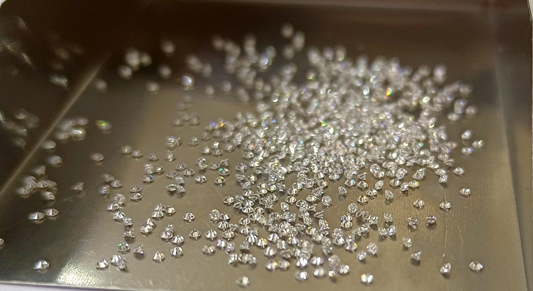 1.50mm White Diamond Round Brilliant Cut Loose Gemstone White Diamond ...