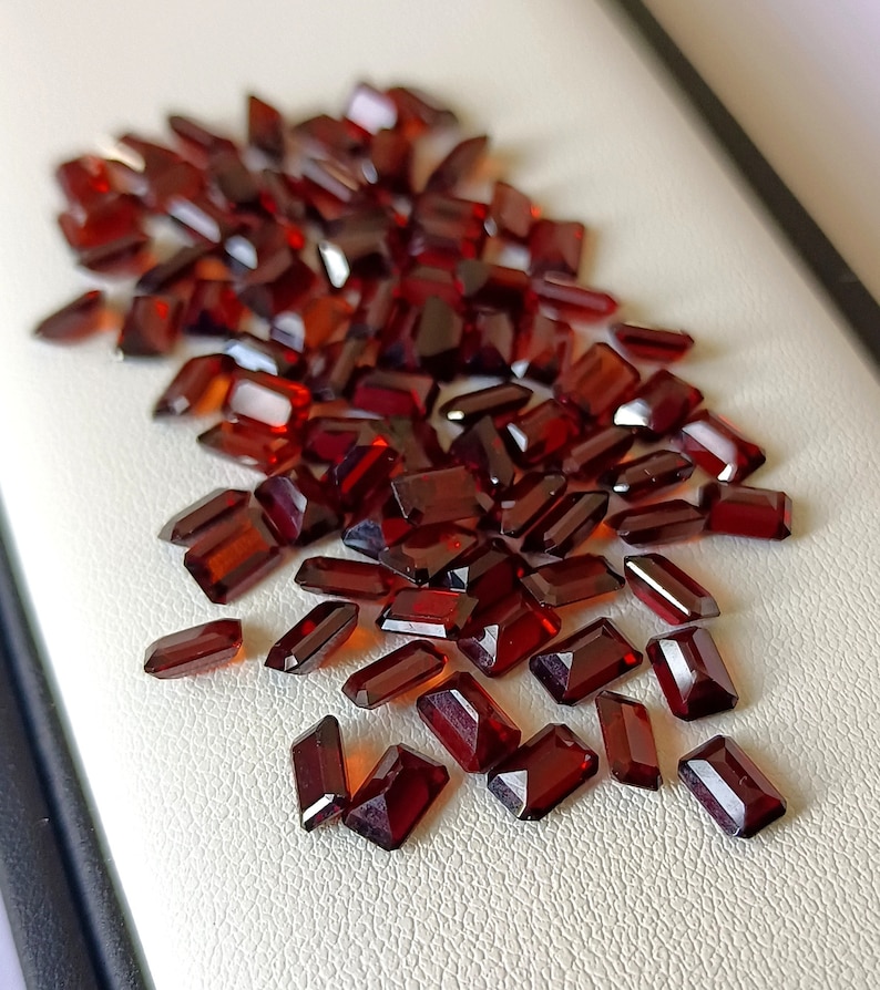 Red Garnet Gemstone: 4x6mm Faceted Octagon, Jewelry Making - Etsy