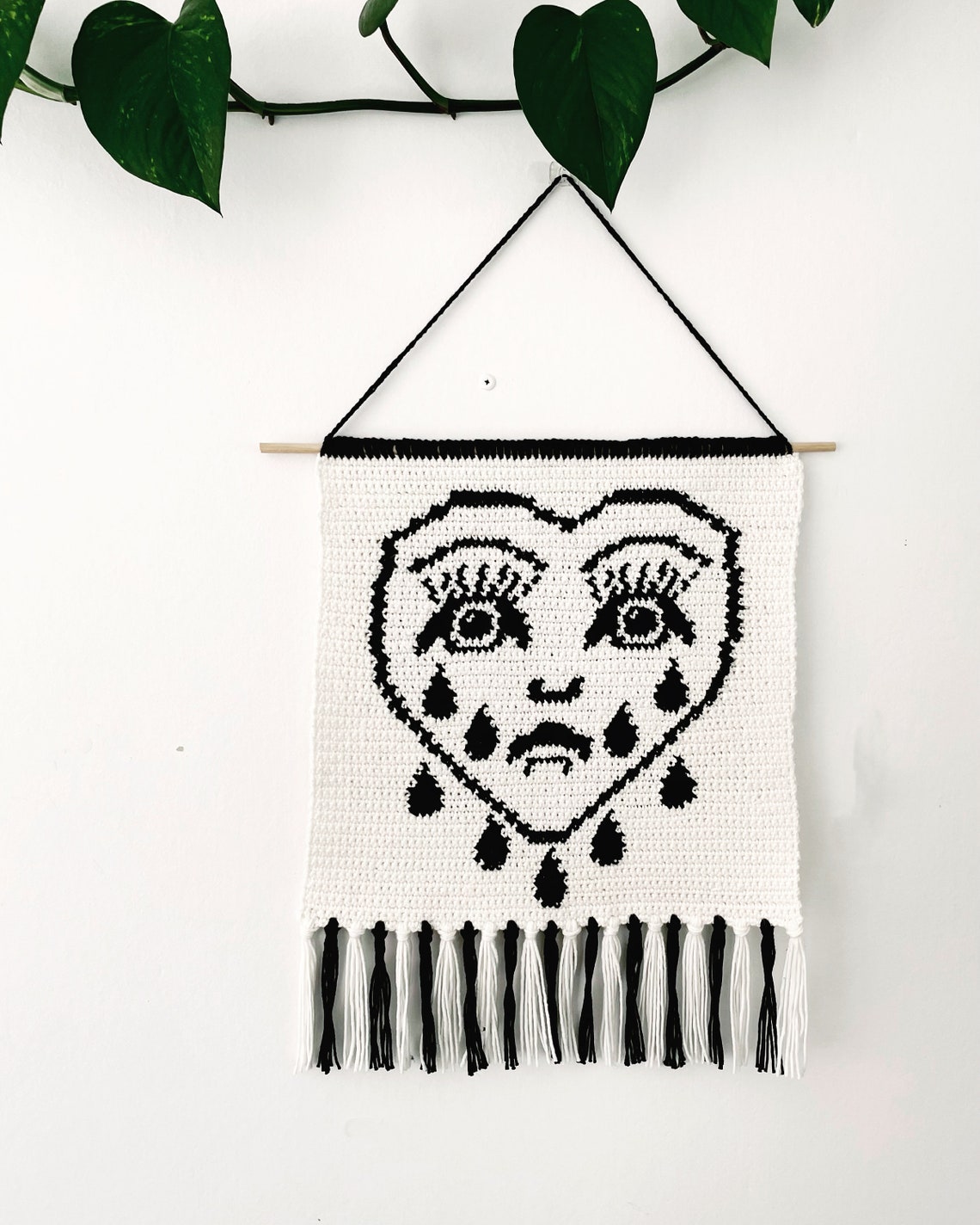 Crying Heart Crochet Wall Hanging Pattern - Etsy